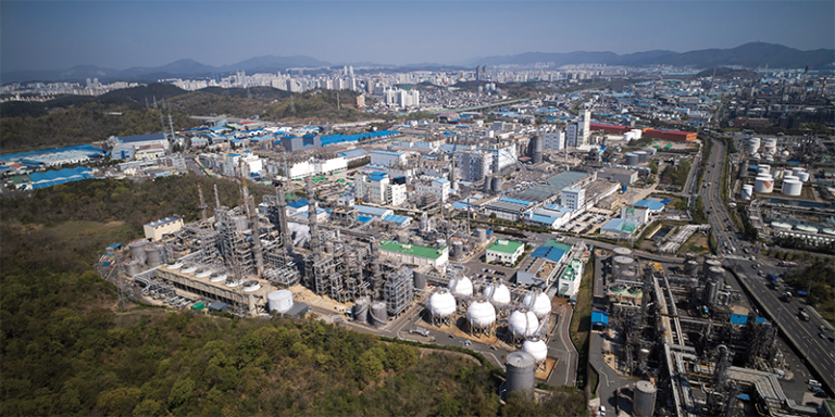 Taekwang Industrial’ Entry Into the Synthetic Hair Market! – BNB Magzine